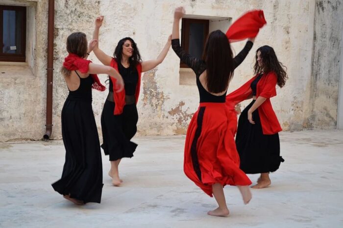 Taranta: la leggenda del ballo della guarigione | Blog | Olivami